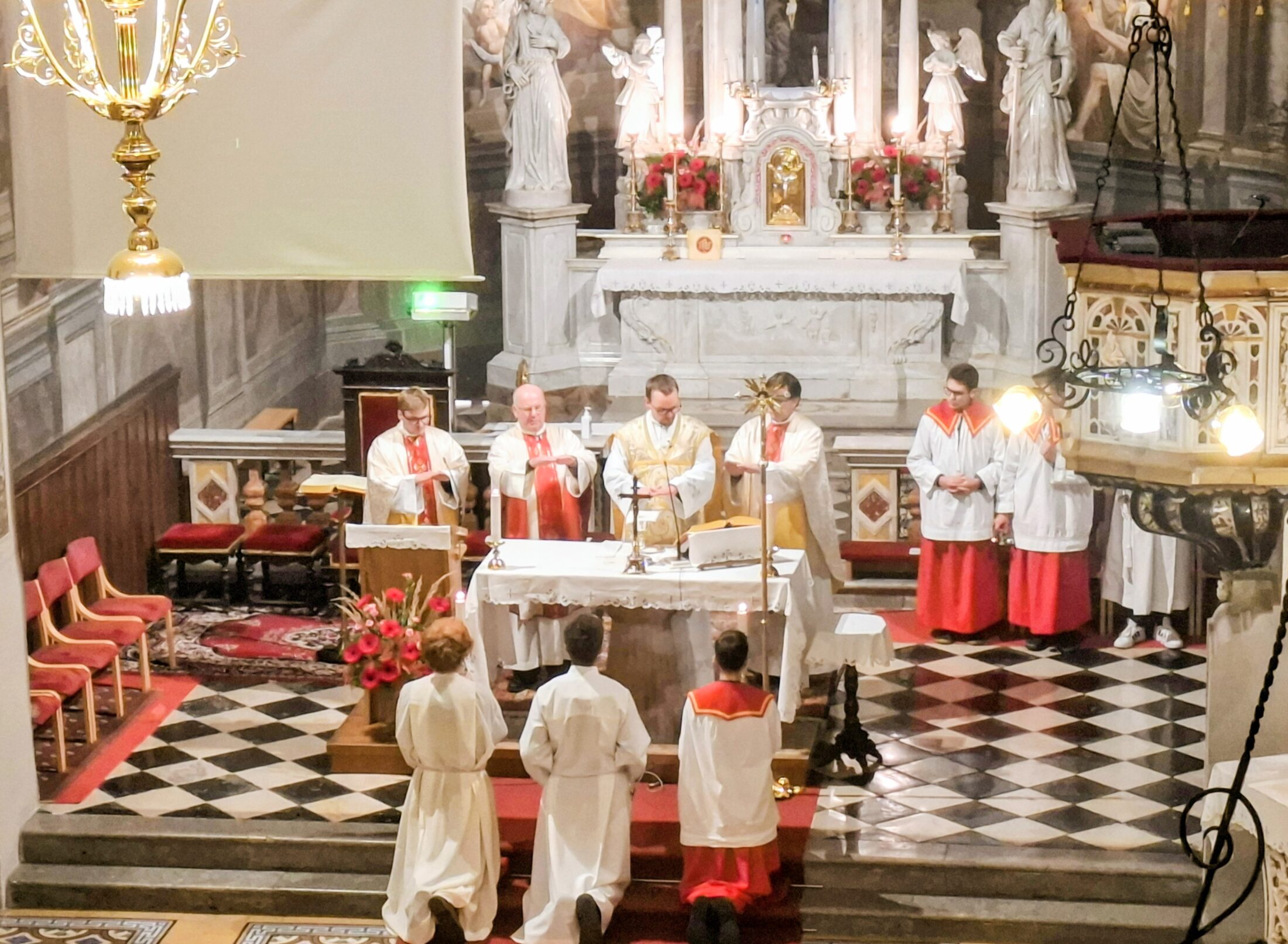 KRISTUS, KRALJ VESOLJSTVA - DOMSKI PRAZNIK - Dijaški dom Škofijske ...